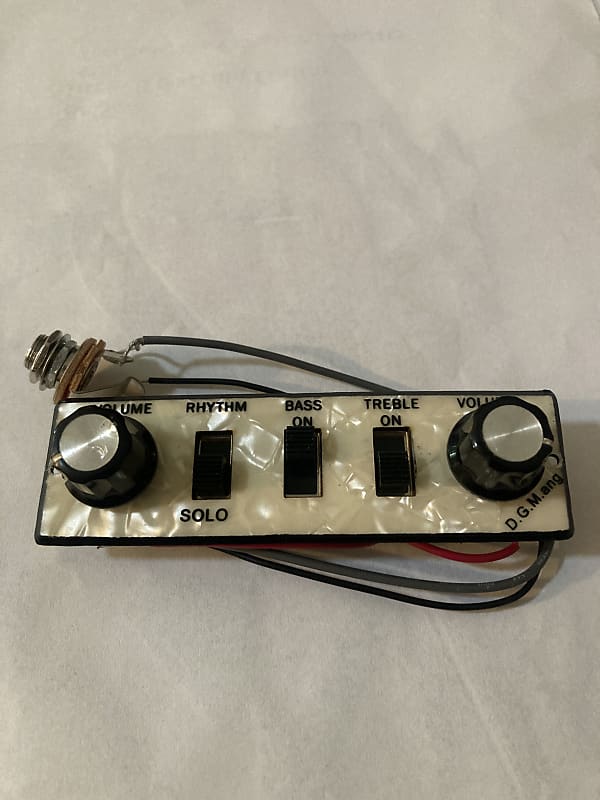 Hofner Contemporary control plate beatle base 2010’s Cream | Reverb