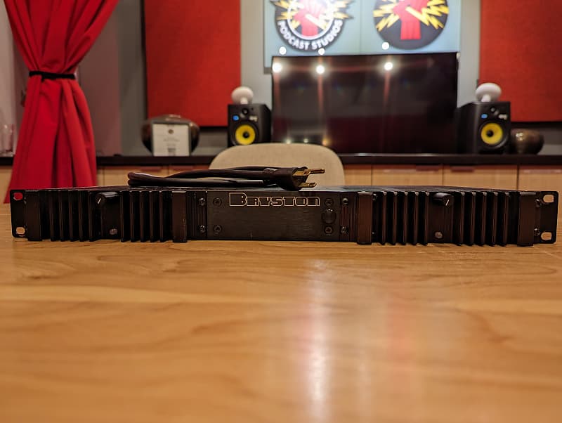Bryston 2B LP Stereo Power Amplifier | Reverb