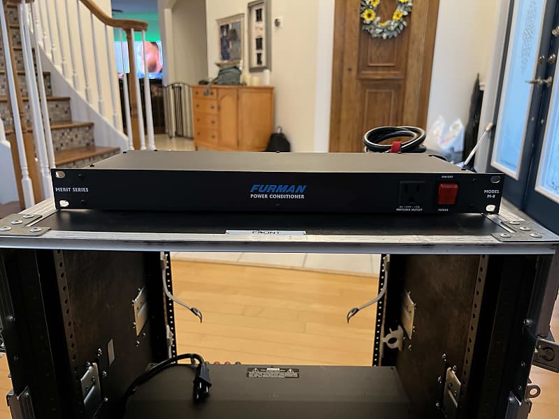 Furman M-8 8 Outlet Power Conditioner | Reverb