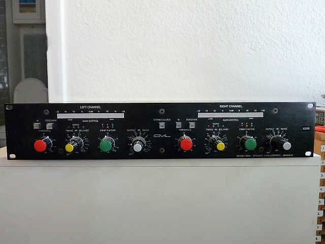 GML 8900 2-Channel Dynamic Gain Control with Power Supply | Reverb