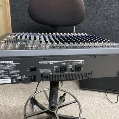 SAMSON POWERED MIXER TMX-20 | Reverb