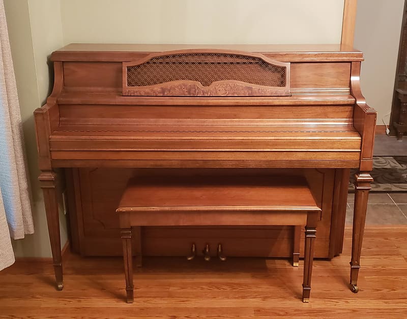 Yamaha M214B Wood | Reverb