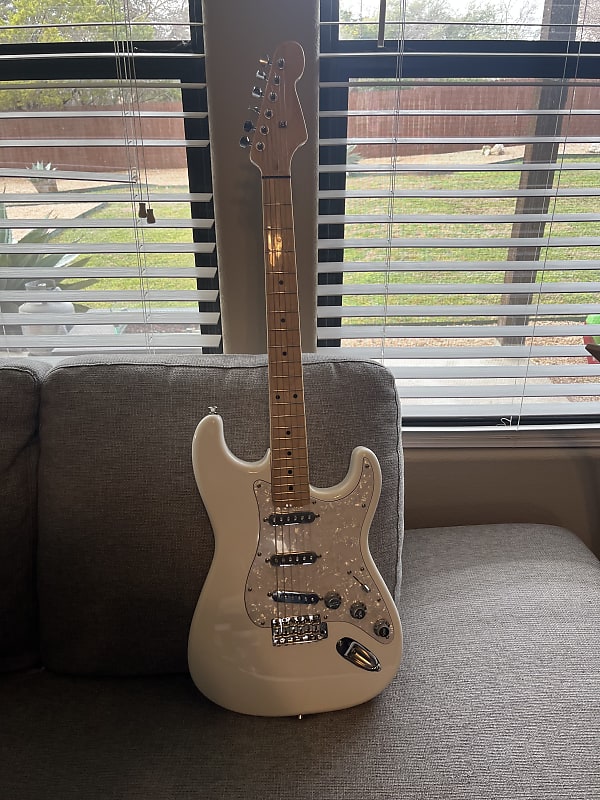 Custom Made Stratocaster Arctic White | Reverb