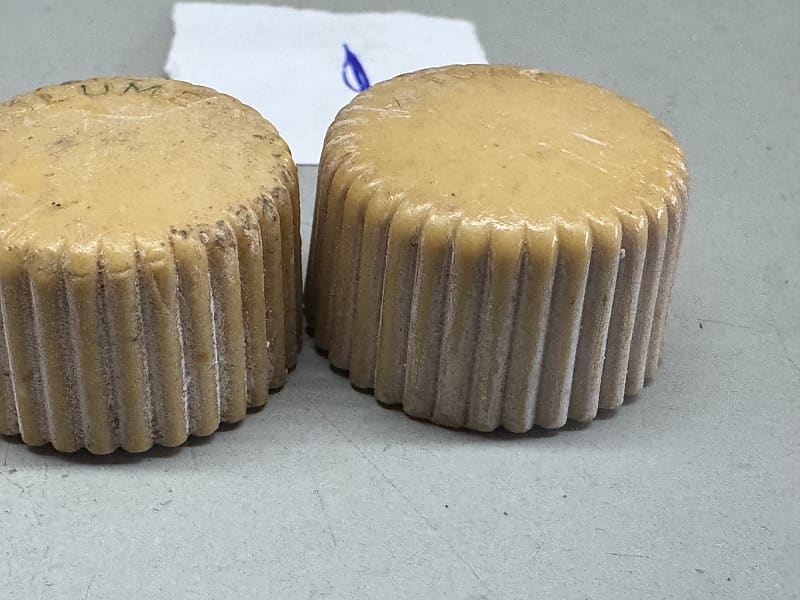 Harmony Rocket Cupcake Knobs 60's - Cream | Reverb