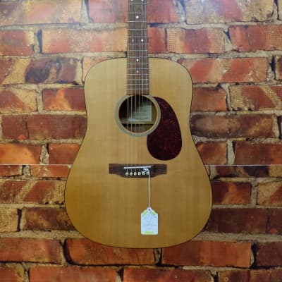 MARTIN DM (ROAD SERIES) acoustic guitars