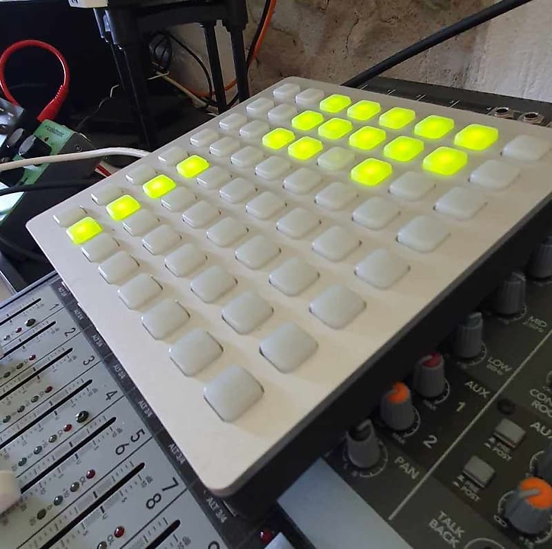 Monome Grid 64 - Silver Monobright | Reverb