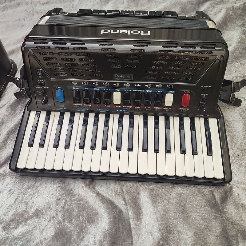 Roland Fr-3s accordion brand new | Reverb