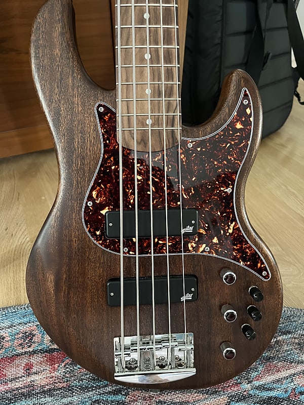 Alien Audio Constellation 5 - Walnut | Reverb UK