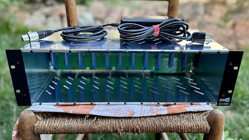 CAPI 511-VPR 11-Space Filtered Rack with Power Suppy | Reverb