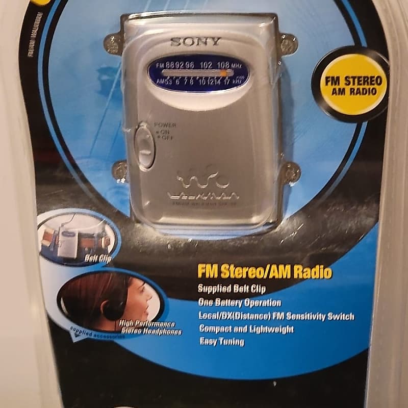 Sony SRF-59 AM/FM WALKMAN Silver | Reverb UK