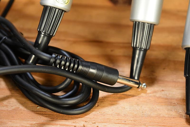 MTV Microphone (bundle of 3) | Reverb