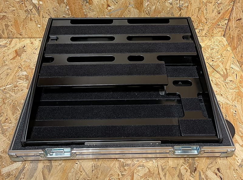 Pre Owned Schmidt Array SA450, Flight Case & 2x Connector | Reverb