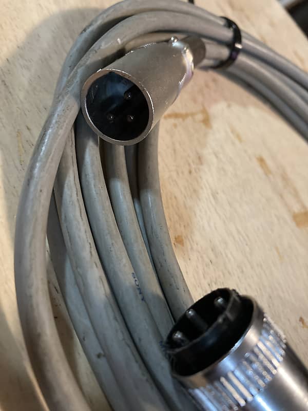 Amphenol 91-MC4M 4 pin to 3 pin XLR Cable for Older Shure & | Reverb
