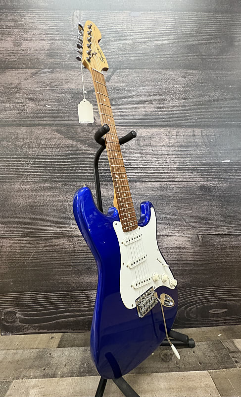 Squier Affinity Strat 90’s-2000’s - Blue | Reverb