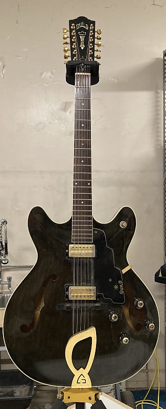 GUILD STARFIRE XII 1966 - EBONY STAIN, GOLD HARDWARE | Reverb Canada