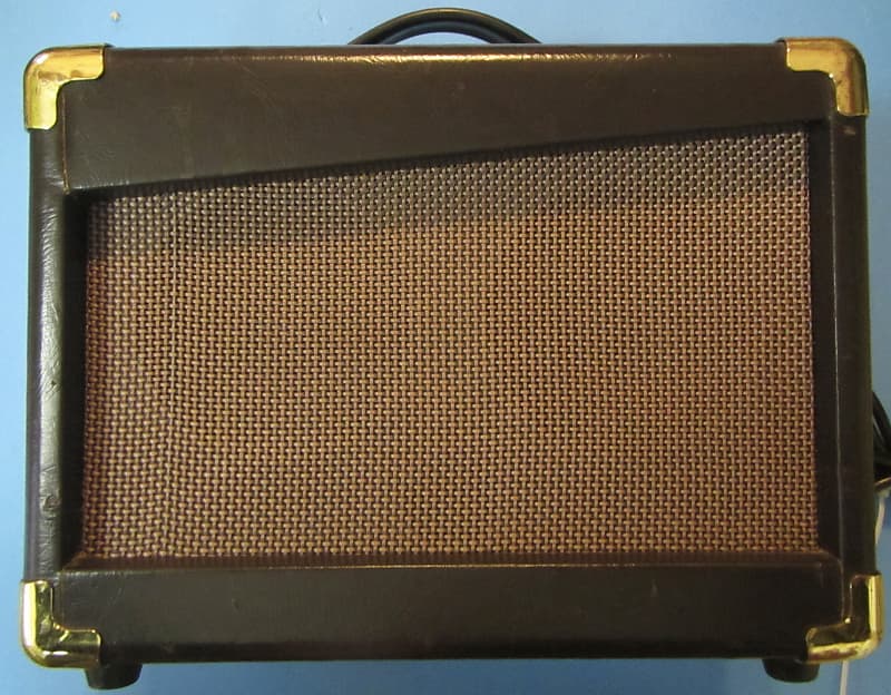 Dean Acoustic DA-20 amplifier Brown | Reverb