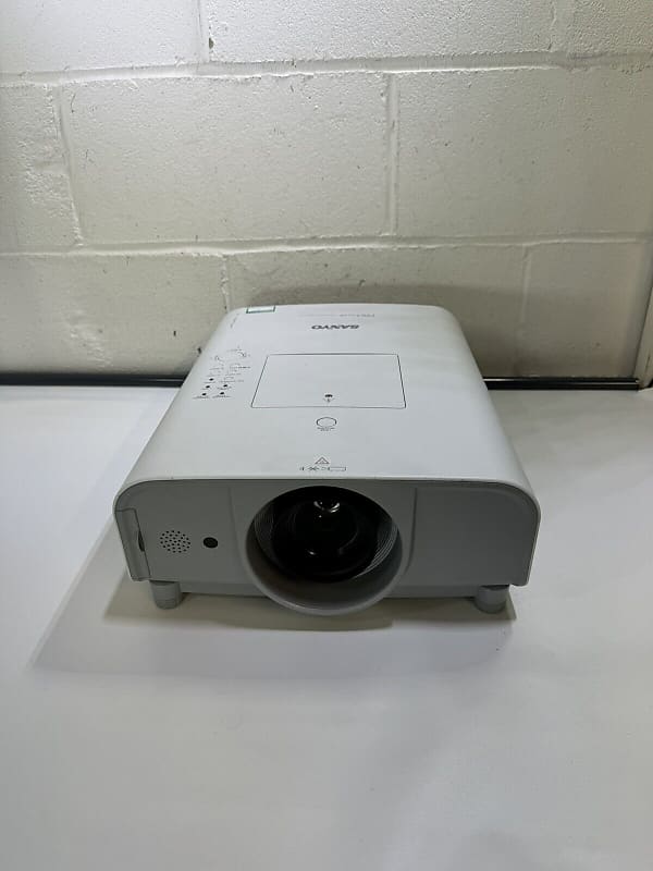 Sanyo PLC-XT21L XGA Large Venue Projector PRO xtraX | Reverb