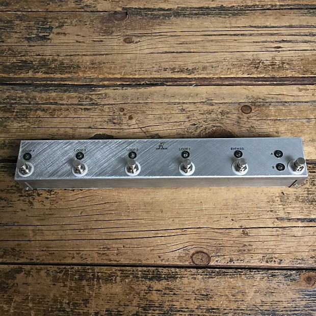 Loop Master 4 Way w/Master Bypass and A-B Switch | Reverb UK