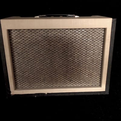 Vintage 1965 Valco Airline Model 62 9029-A. Super RARE | Reverb