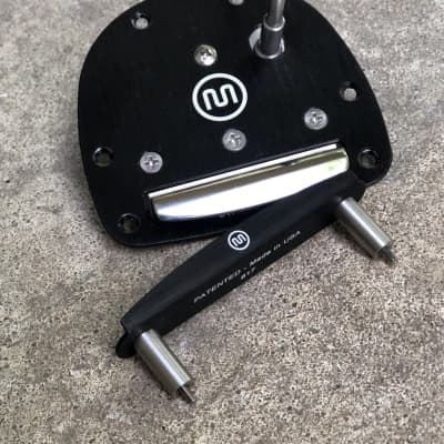 Mastery Limited Edition OMV Kit M1 Bridge And Vibrato Black Mastery Limited Edition OMV Kit M1 Bridge And Vibrato Black