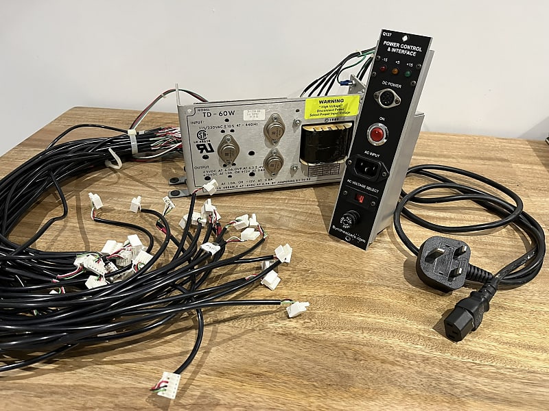 Synthesizers.com Q137 Power Control 5U Module & QPS3 | Reverb Canada