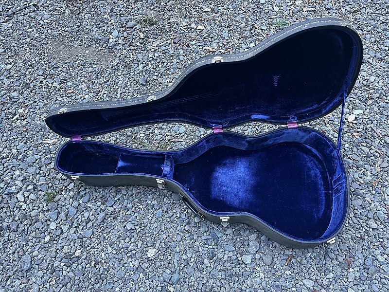 Vintage 1969 Martin Dreadnought hard shell case | Reverb