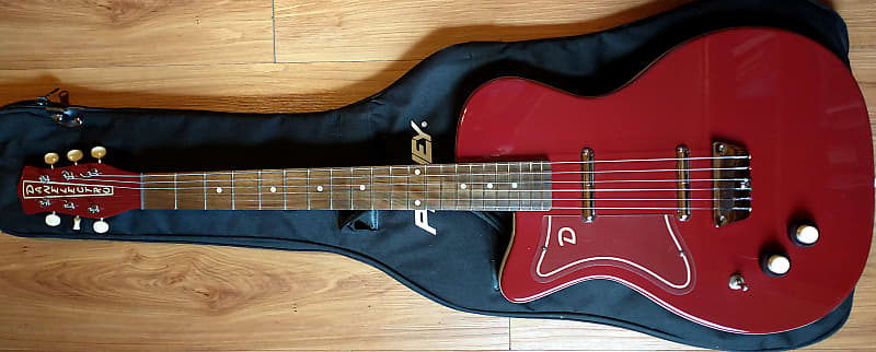 Danelectro Lefty 56-U2 Reissue 1998-2001 - Commie Red | Reverb