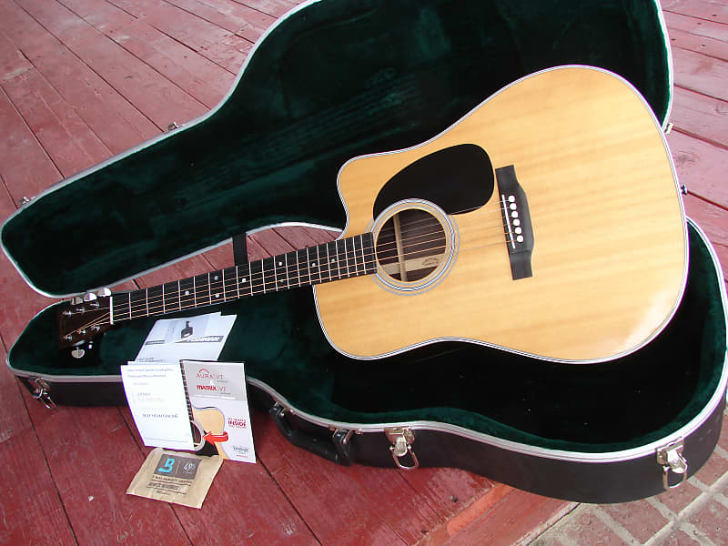 Martin DC- 28E D-28 2008 Centennial Model with Fishman Aura | Reverb