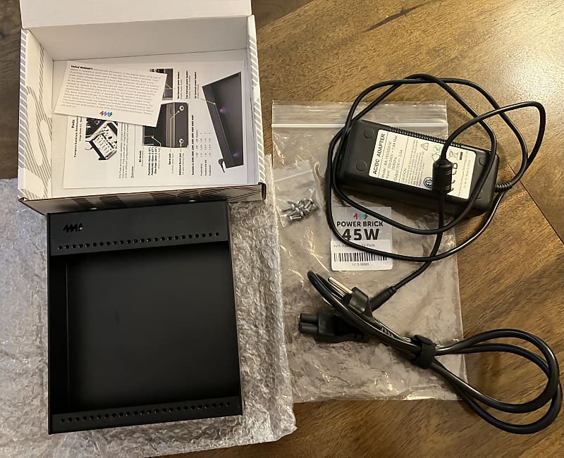 4MS Pod26 Powered Mini Eurorack Case w/ Adapter | Reverb