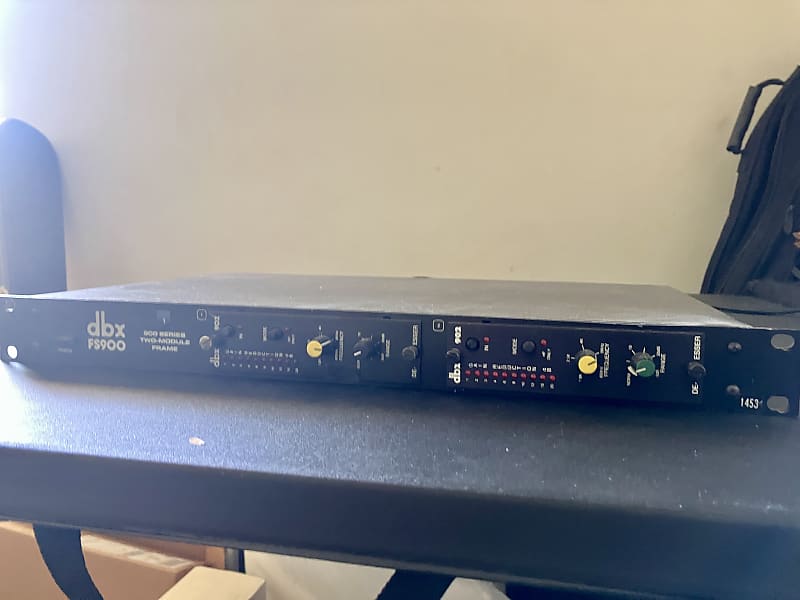 DBX FS900 Rack with 2 902 De-Essers | Reverb