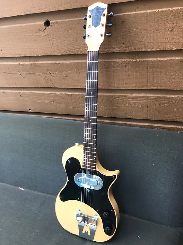 Circa 1955 Magnatone Mark III by Paul Bigsby. Stratotone | Reverb UK