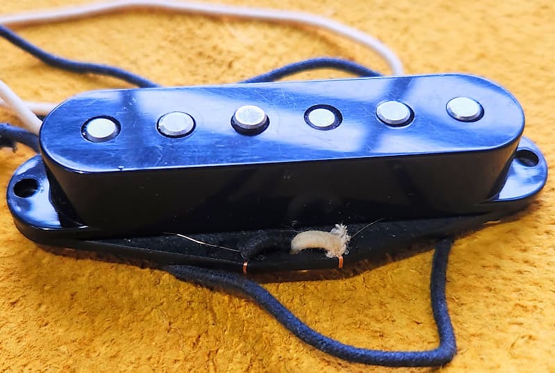 DiMarzio Red Velvet Reverse Wound Single Coil Middle Pick-up | Reverb