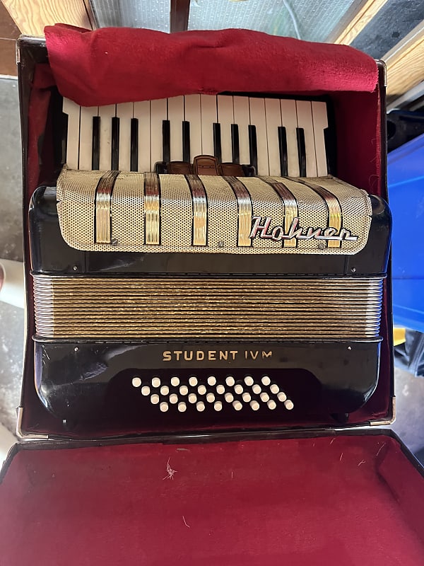Hohner Student IVM Accordion | Reverb
