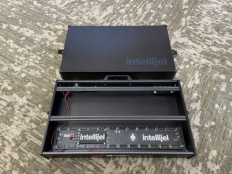 Intellijel 7U 104HP Performance Case | Reverb