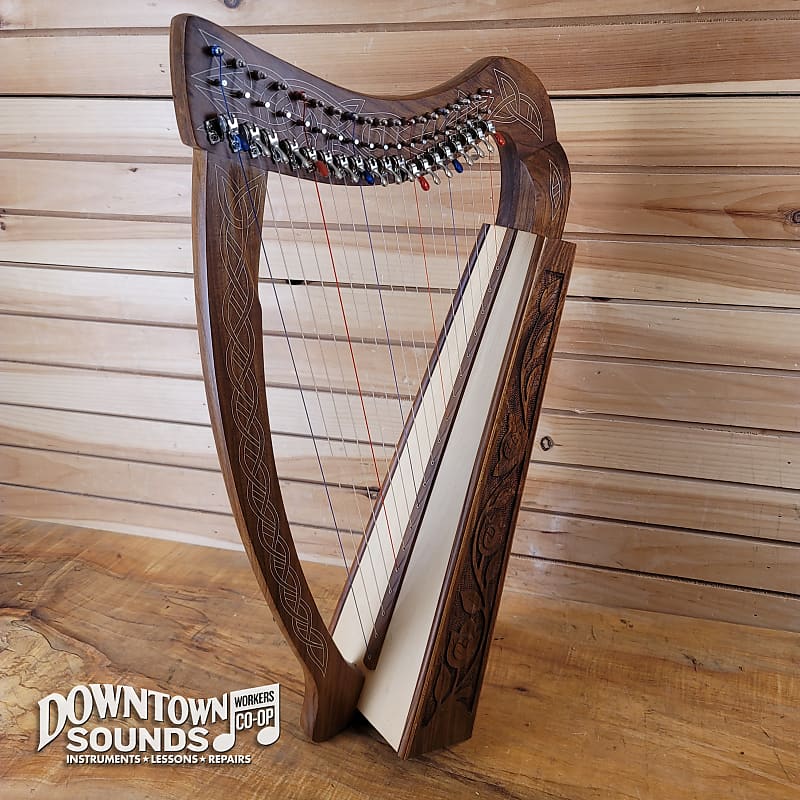 Roosebeck 19-String Pixie Harp with Chelby Levers | Reverb