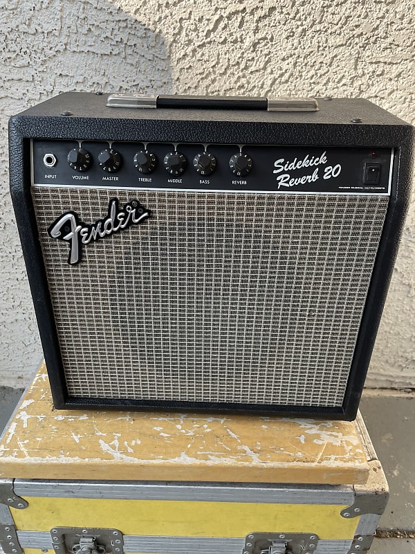 Vintage Fender Sidekick Reverb 20 Guitar Amplifier 80s | Reverb