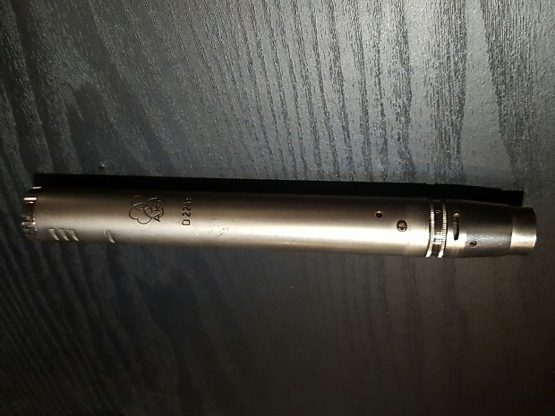 AKG D224E dynamic microphone | Reverb