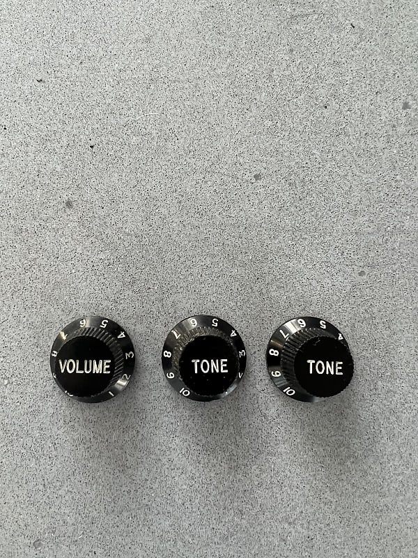 Fender Black plastic knobs from 991363000 kit 2015 - Black | Reverb UK
