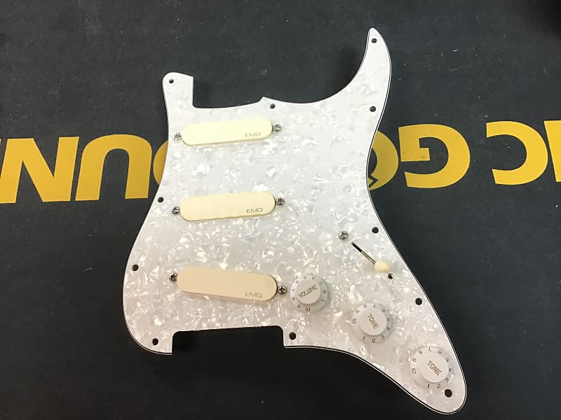 EMG DG20 David Gilmour Active Loaded Pickguard | Reverb
