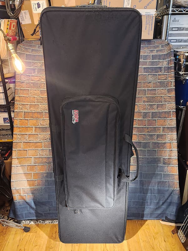 Gator 88-Key Semi-Rigid Rolling Case | Reverb