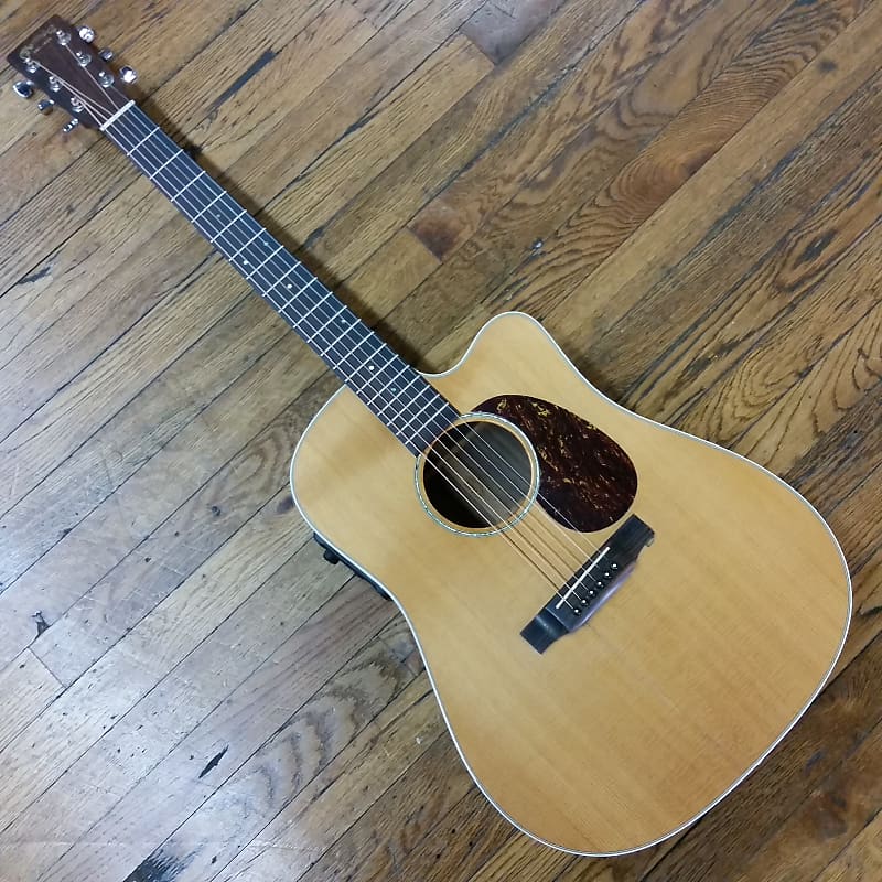 Martin DC-16RE Aura (2006) | Reverb