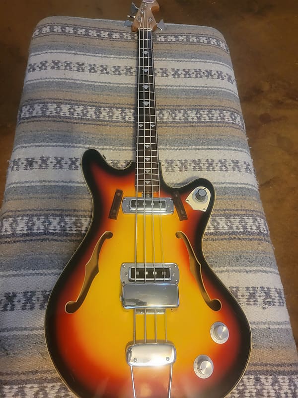 Teisco EP-200B 1960s 3 Color Burst | Reverb