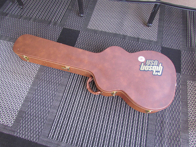 Gibson ES-335 Bass Case Brown W/Pink Lining & Batman Cape | Reverb