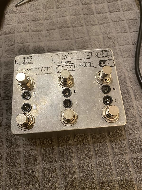 Loop Master 6-button loop switcher 2017 | Reverb