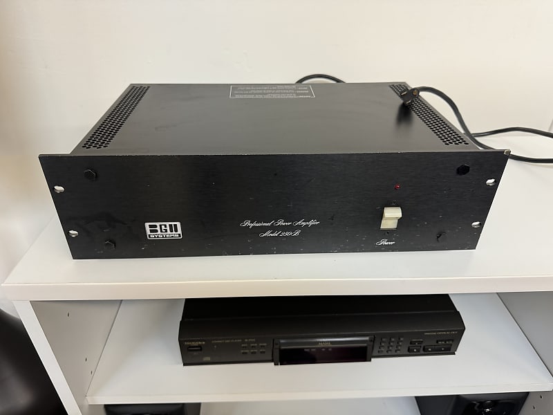 BGW 250 B Amplifier BGW 250 B Amplifier 1980s - Black | Reverb