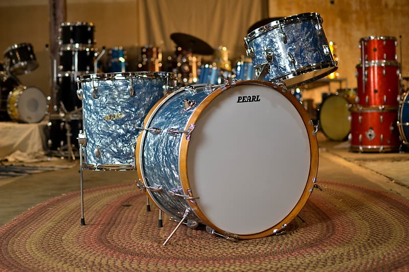 1960s Pearl No. 68 Super Deluxe Light Blue Pearl Drum Kit | Reverb UK