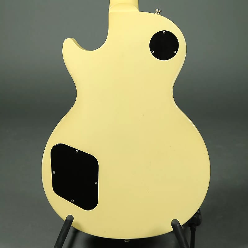 Gibson Guitar Of The Week #39 Les Paul Classic Custom Creme | Reverb