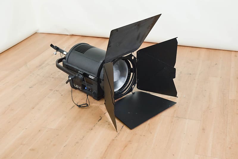 ARRI L10-C Color LED Pole-Operated Fresnel (NO POWER SUPPLY) | Reverb