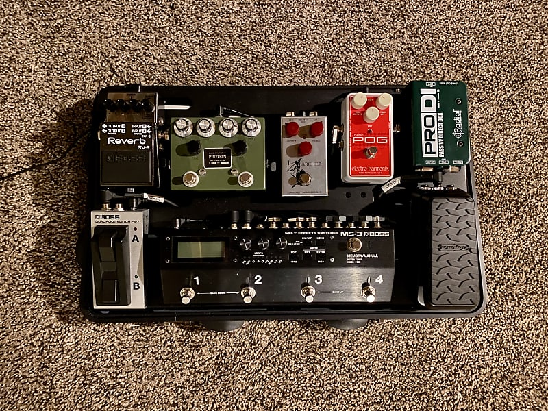 Boss Case 1000 with Pro Level Pedals Archer, Protein, Boss | Reverb