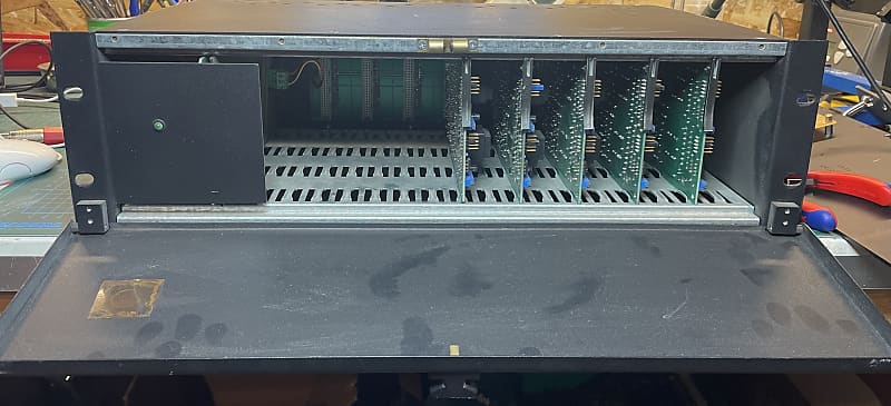 Custom Balanced Audio Splitter 5 inputs 50 outputs 2000 | Reverb